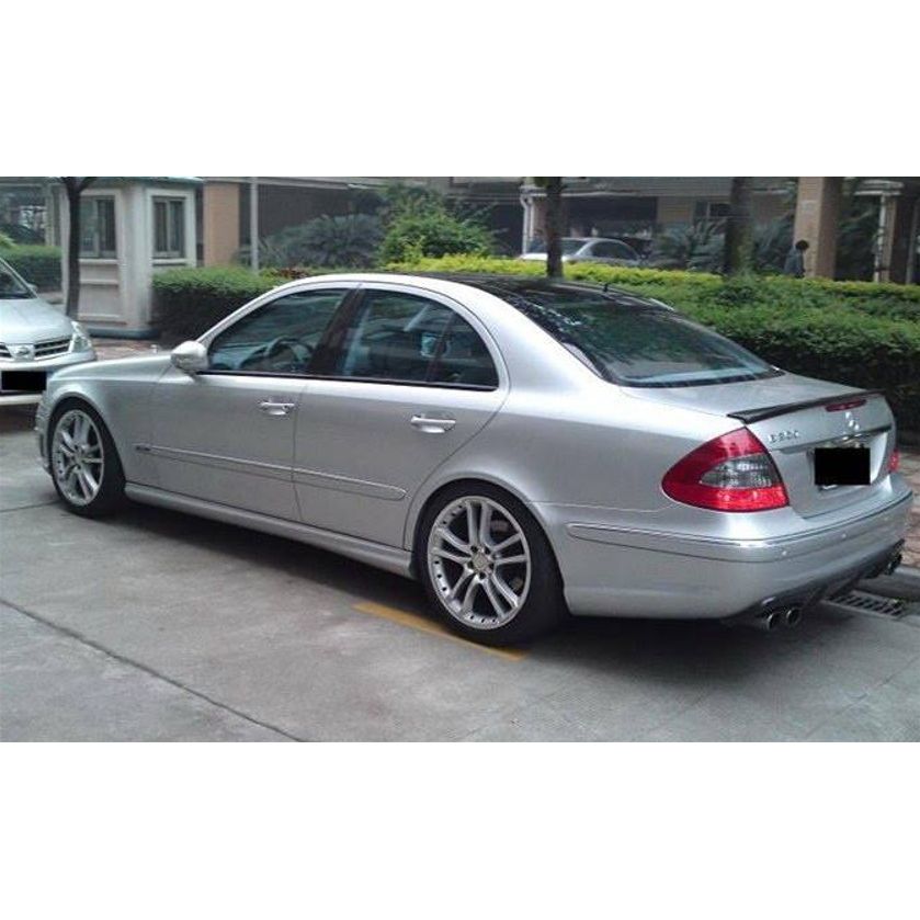 Mercedes-Benz W211 Full Body Kit AMG look